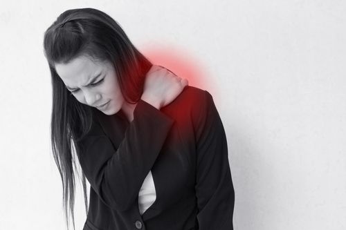 Does Menopause Cause Left Shoulder Pain? Exploring the Connection and ...
